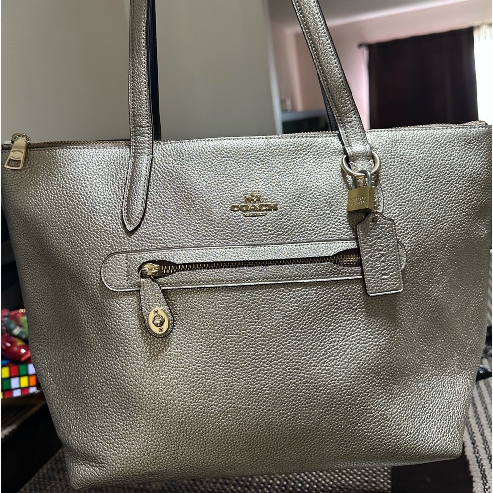 Coach Gold Metallic Pebbled Leather Tote - Excellent … - Gem